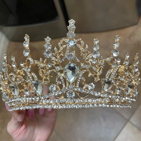 Accessories | Gold Gothic Style Tiara | Poshmark